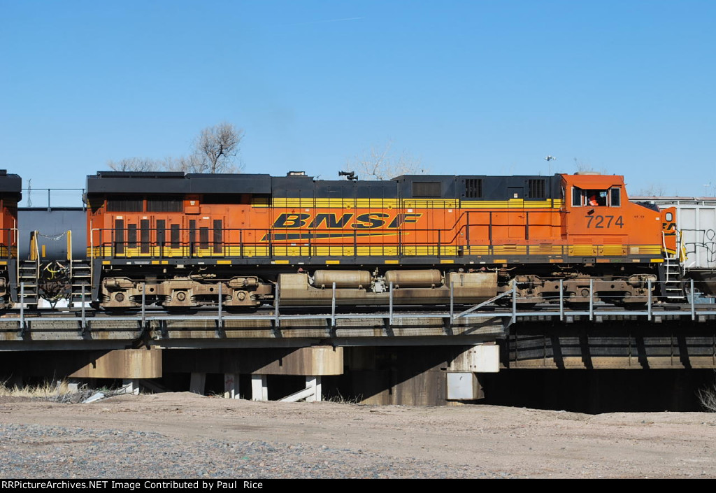 BNSF 7274